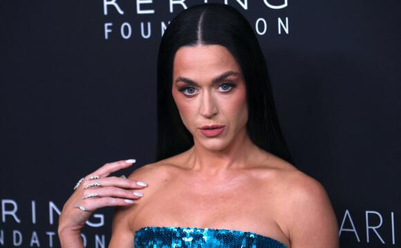 Katy Perry Hits the VMA Stage for the First Time in 7 Years—and Fans ...