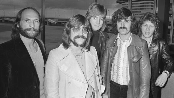 Bands Who Ditched Their Old Sound And Changed Everything - NewsBreak