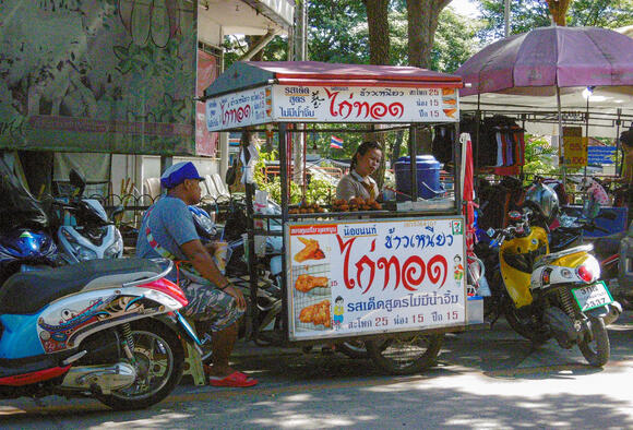 Affordable Markets And Street Food In Asia - NewsBreak