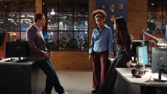 ‘NCIS’ Mourns Vance & Gives Update on Next Director - NewsBreak