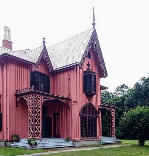 The 1846 Gothic Revival-style Henry C. Bowen House, aka Roseland ...