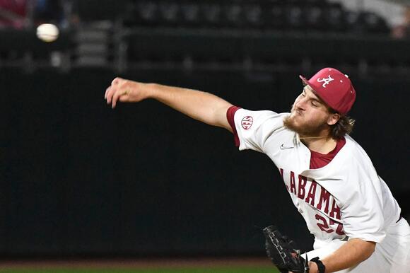 Yankees take towering pitchers Ben Hess, Bryce Cunningham to start 2024 ...