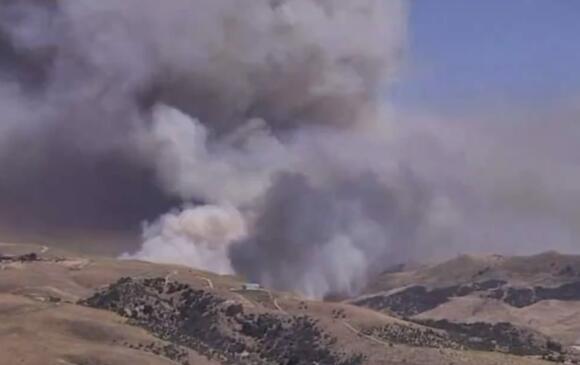 Strong Winds Expected Tonight As Post Fire Expands In Gorman, While ...