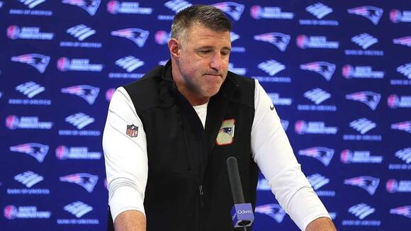 Mike Vrabel Allegedly Rented Boat With Dianna Russini During Her ...