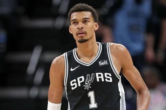 NBA Fans Call Out Injustice Against Victor Wembanyama’s Teammate After ...