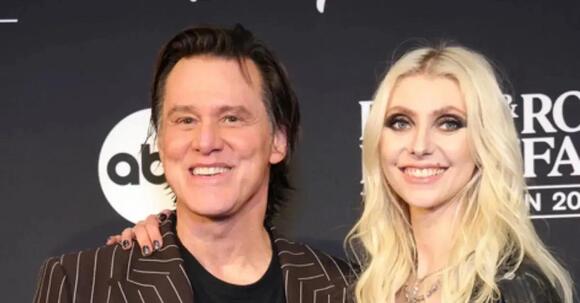 Reclusive Jim Carrey Looks Unrecognizable During Rare Red Carpet ...