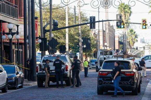 4 dead, 13 injured after police chase suspect crashes into Florida ...