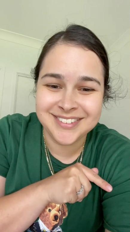 Mom shocked after catching neighbors using her hose — to shower ...