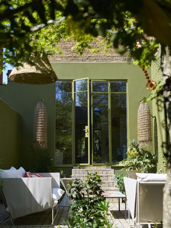 6 Farrow & Ball Paint Colors to Use Outdoors to Make Your Patio Really ...