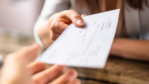 How to cash or deposit a cashier’s check without getting burned - NewsBreak