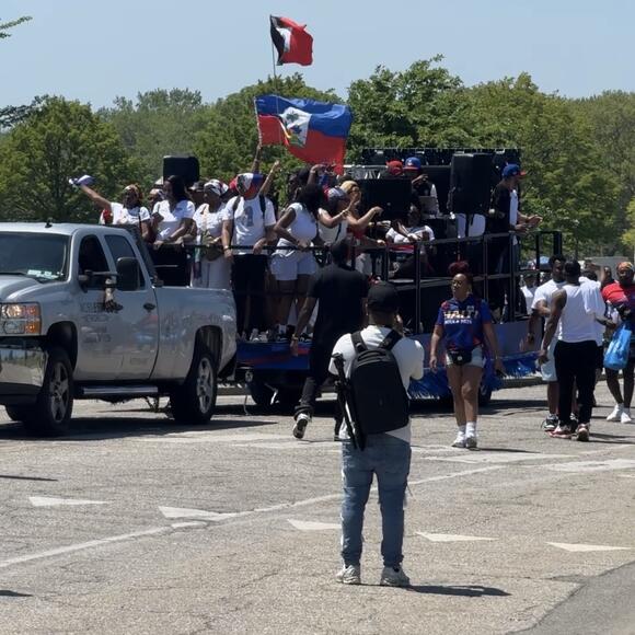 Bridgeport’s Haitian community holds inaugural Flag Day parade - NewsBreak