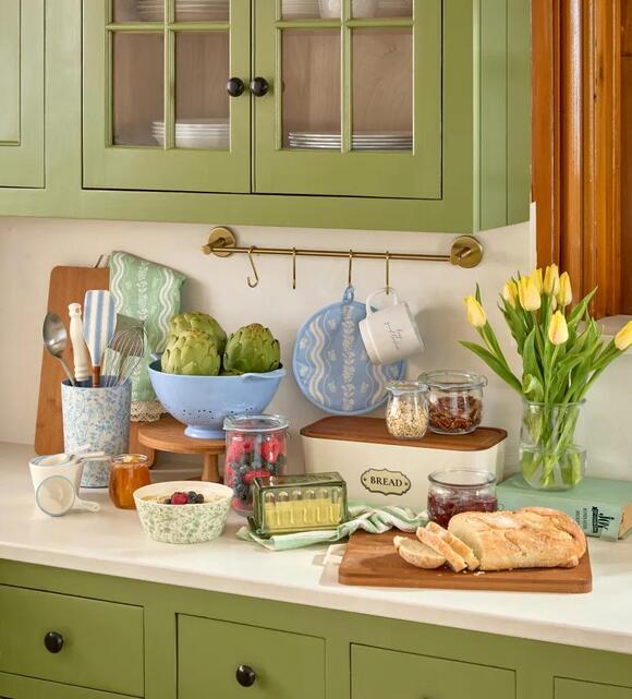 Hank Williams Jr.’s Daughter Holly Williams brings Southern-Chic Decor ...
