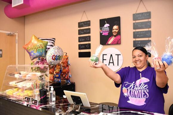 Candy shop now open in Douglas Block - NewsBreak