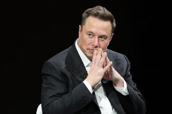 Elon Musk's Dinner Table Antics Go Viral At Xi Jinping-Hosted State ...