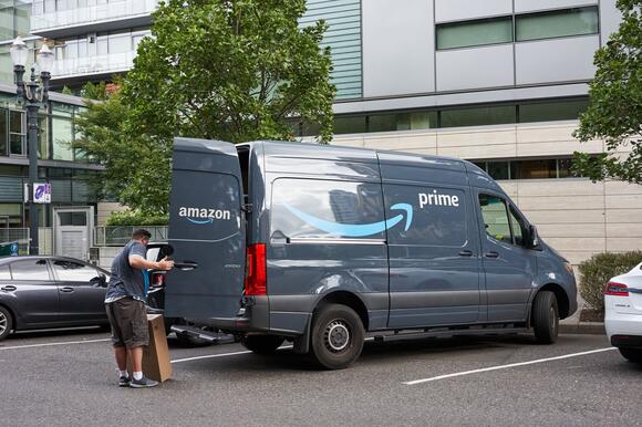 Amazon to set up delivery hub at Cody airport - NewsBreak