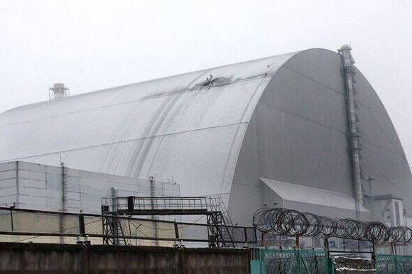 Chernobyl radiation fears explode as Russian strike sparks blackout ...
