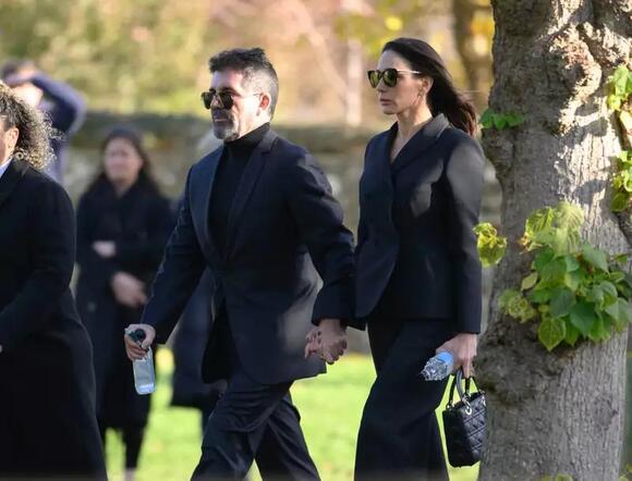 America's Got Talent judge Simon Cowell’s fiancée breaks silence on ...