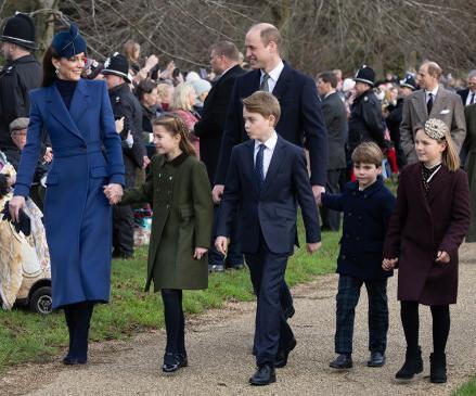 Princess Kate Captures Sweet Father’s Day Photo of William & Their Kids