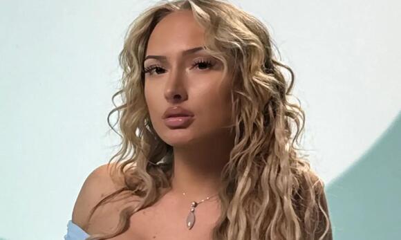 Ariana Nicole Builds Content Empire After Agencies Labeled Her ‘Too Big ...