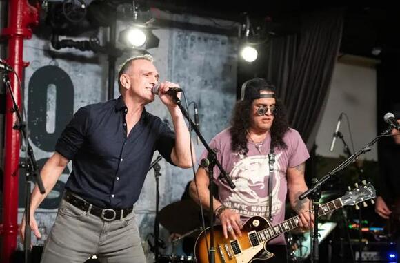 Slash, Joe Bonamassa, Hank Azaria, and More Rock Soho Sessions Benefit ...