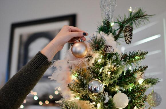 Michigan Residents Beware of Christmas Tree Syndrome - NewsBreak