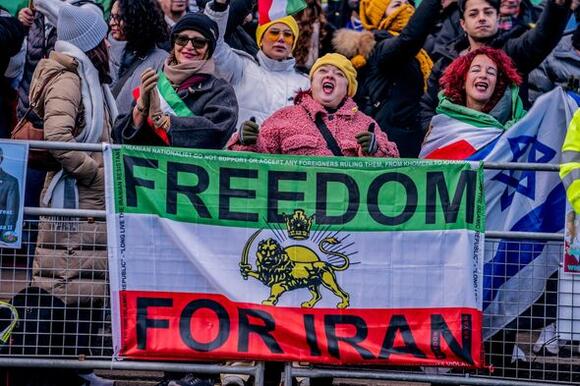 'I'm an Iran expert and this is what regime-collapse would look like ...