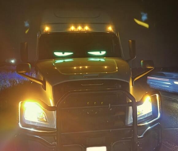 Wisconsin troopers nab trucker for green ‘eye’ lighting on windshield ...