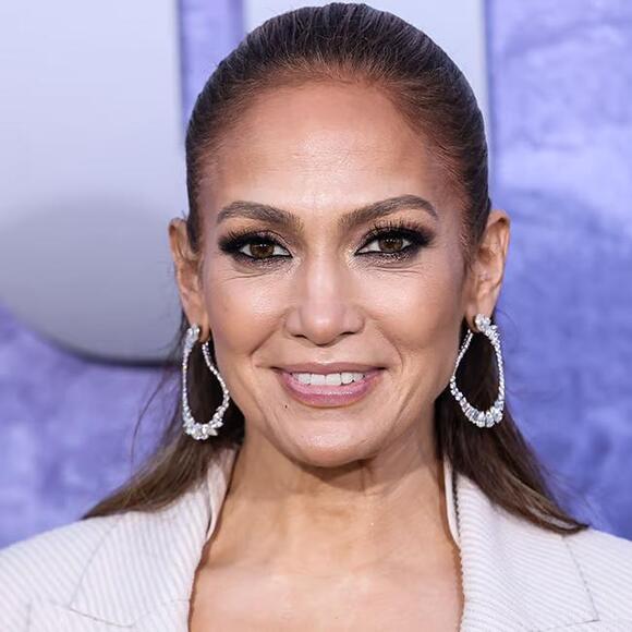 The Internet Reacts To Jennifer Lopez Saying She's In Her 'Happy Era ...