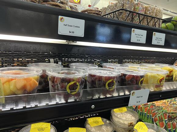 Buc Ees Drops Cinnamon Rolls And Introduces New Gas Policy Newsbreak
