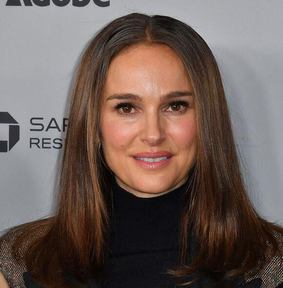 15 Actors Who Tried British Accents on Screen - NewsBreak