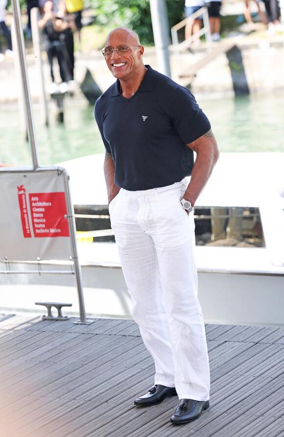 Dwayne ‘The Rock’ Johnson Debuts Shocking New Bod - NewsBreak