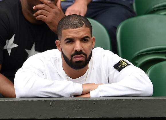 Drake's Uniform: Six Items That Define His Style - NewsBreak