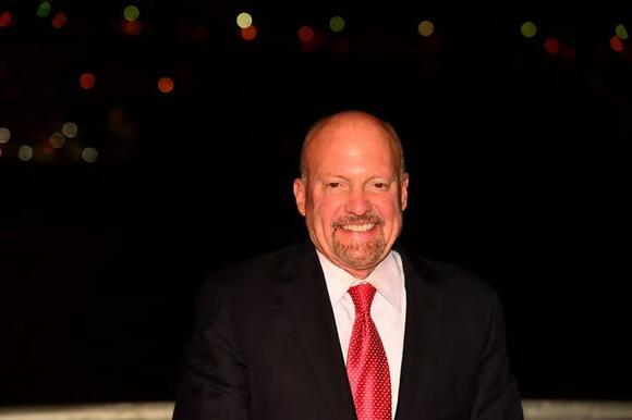 Jim Cramer Warns This Market Is Far More Brutal Than Dot-Com Bubble Era ...