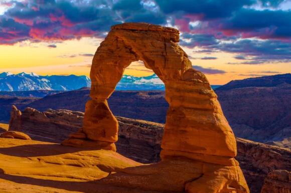 19 Budget Towns Near Major Attractions - NewsBreak