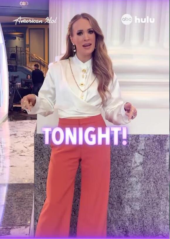 Carrie Underwood Rocks Baggy Orange Trousers On 'American Idol' As Fans ...