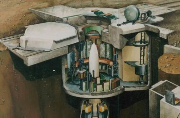 UFOs 'disabled nuclear missiles' as Air Force veteran recalls ...