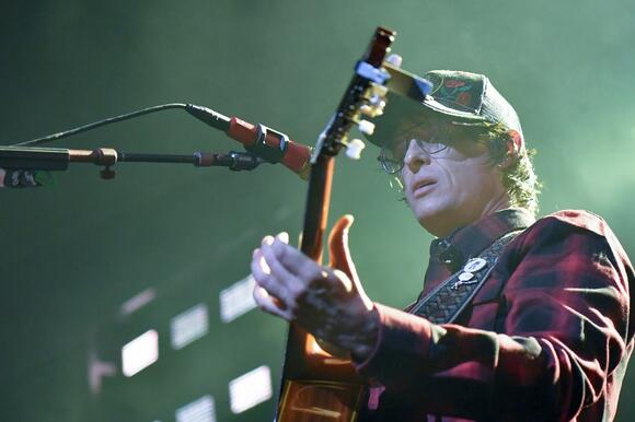 How Awful News Led Stephen Wilson Jr. to Most Meaningful Song - NewsBreak