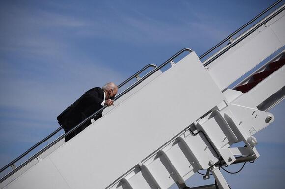 Trump, 79, Admits He Struggles Descending Stairs - NewsBreak