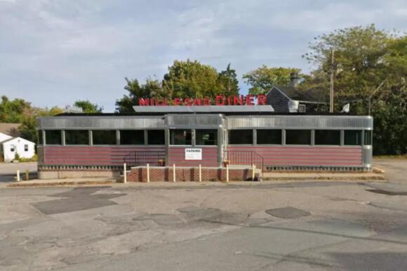 Vel’s Family Restaurant Closing After 60 Years in Wareham - NewsBreak