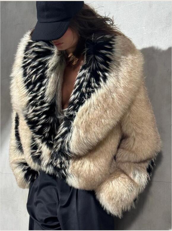 Erin Andrews Reveals New Details of Viral Fur Coat — Including If it’s ...
