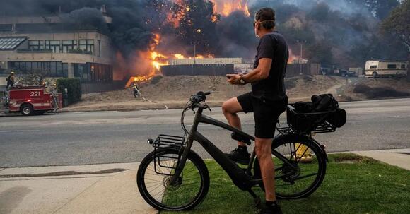 LA Wildfire Latest: Inferno Obliterates Celebs' Multi-Million Dollar ...