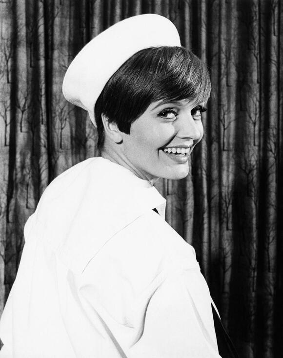 5 Surprising Things About Florence Henderson – TV’s Carol Brady - NewsBreak
