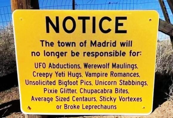 20 Sarcastic Warning Signs That Exist Because Someone Actually Did It ...