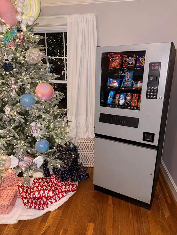 Owensboro Boy Gets a Vending Machine for Christmas - NewsBreak