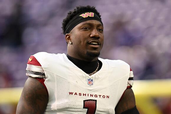 49ers Insider Clears Air on Possibility of Deebo Samuel Signing With ...