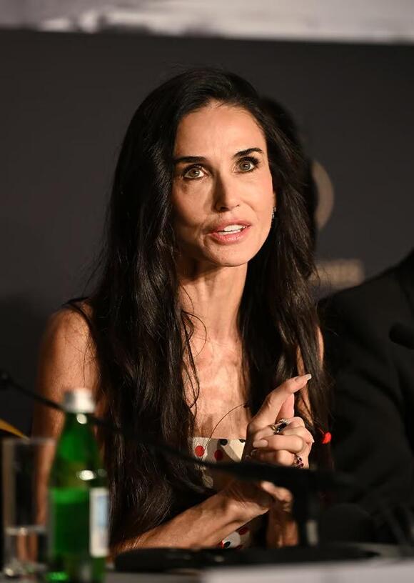 Fans Are 'Disappointed' With Demi Moore As She Urges People To 'Find ...