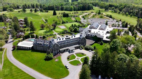 Pocono Mountains: Girls golf getaway at Skytop Lodge in the Poconos