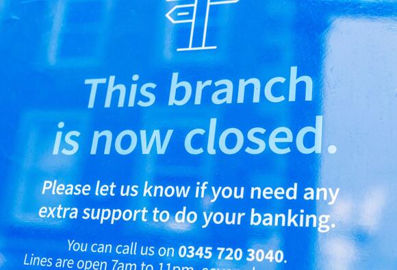 MoneyWeek news quiz: How many bank branches have closed in past decade ...