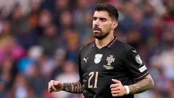 Every player Man United could sign before the transfer window slams ...