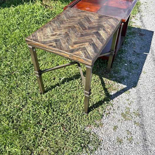 🎁 Freebies Up for Grabs in Murfreesboro — Furniture & More - NewsBreak